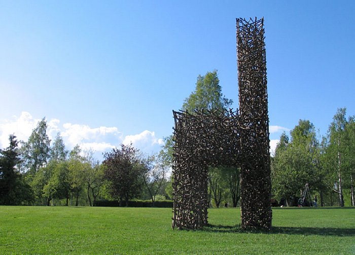 Stick Sculpture • Insteading